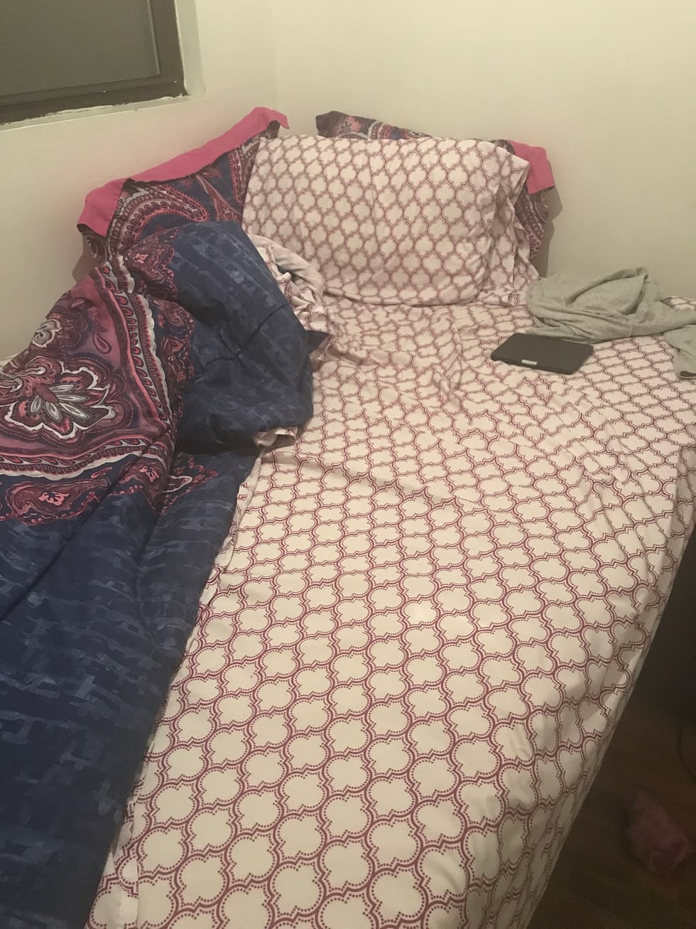 Absent Bodies | JF. PIERETS